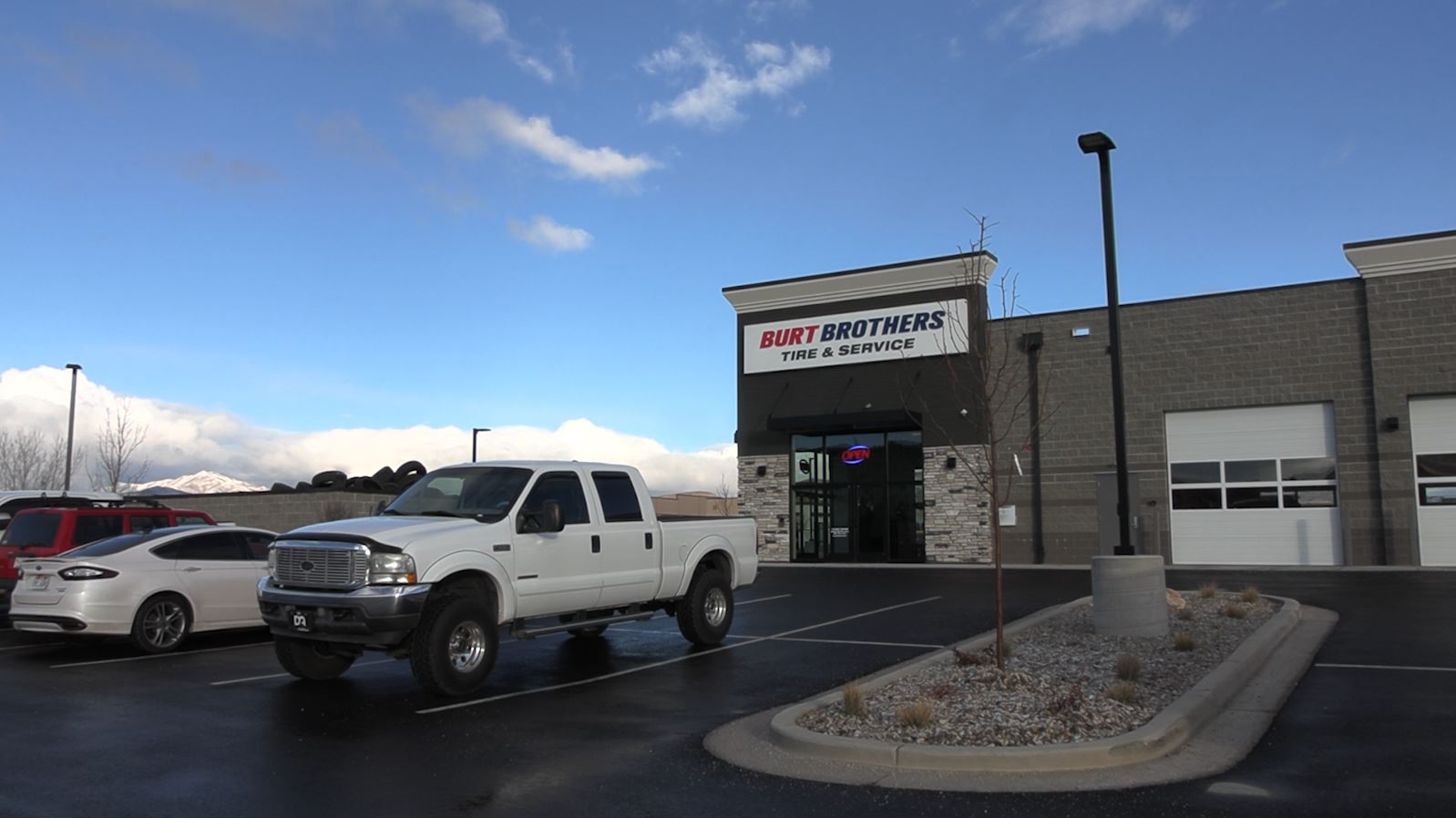 New Burt Brothers Store Opens in Eagle Mountain